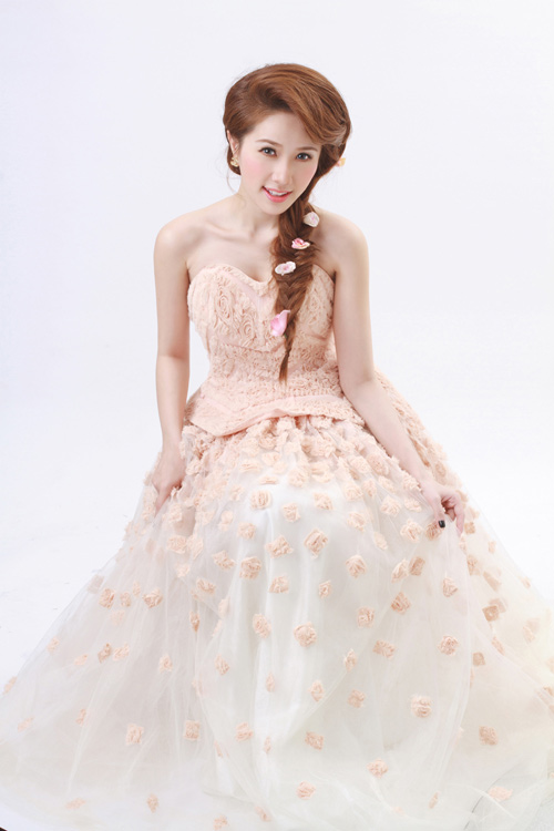 BAO THY | Ca sĩ Bảo Thy tung MV MỚI trở lại showbiz