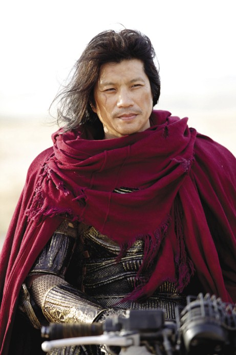 Dustin Nguyễn: Bí ẩn sau cuộc hôn nhân mới