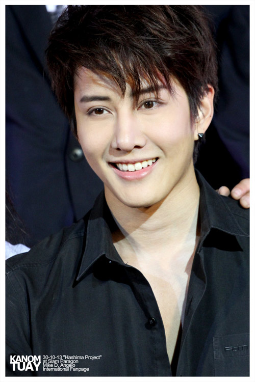 Mike D.Angelo co con roi: Mike D.Angelo thừa nhận con rơi