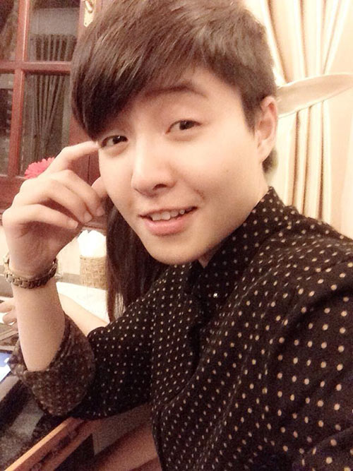 Tú lơ khơ : SỐC khi Tú lơ khơ chuyển giới nữ thành nam