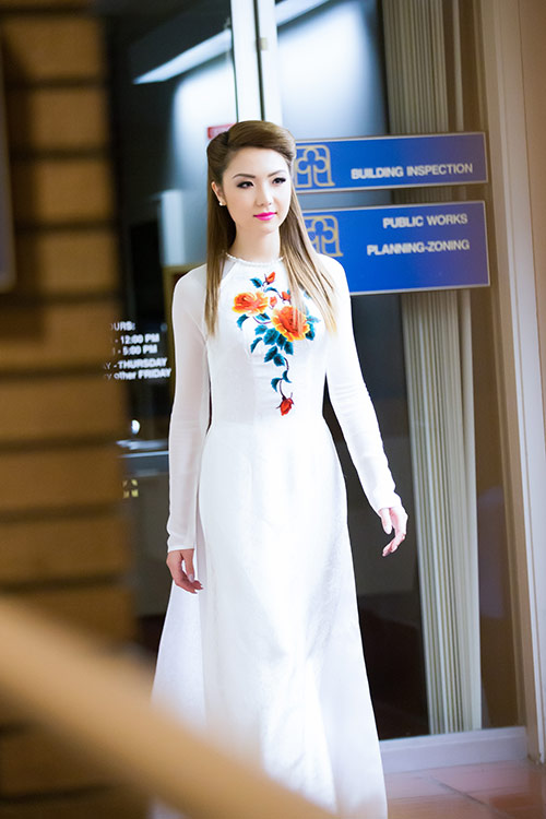 Jennifer Chung được ngài Thị trưởng vinh danh