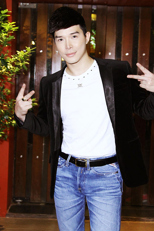 Nathan Lee day dứt khi vắng bóng người yêu