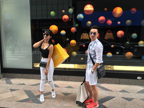 MC Thành Trung du hí Hàn Quốc cùng Diệp Lâm Anh