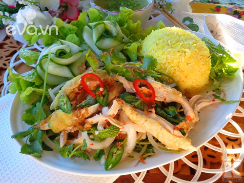 Cách làm cơm gà Tam Kỳ ngon mê ly - Bếp Eva