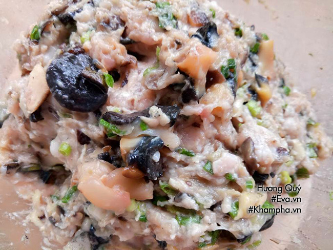 Cách làm chả ốc bươu cuốn mỡ chài, lạ miệng đậm đà khó quên