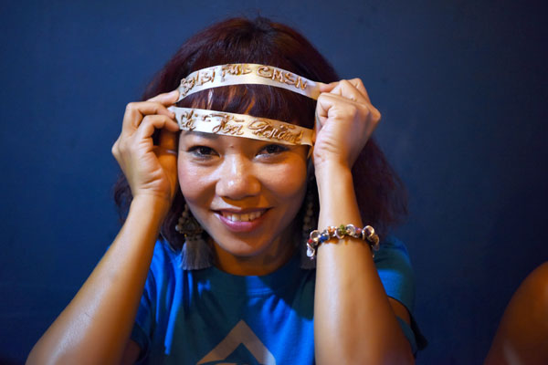 Diva Hà Trần hội ngộ team Bản Nguyên, mừng sinh nhật sớm ở Hà Nội