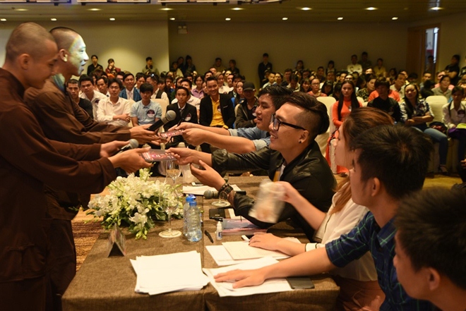 2 sư thầy hot nhất Việt Nam thi hát Bolero - người của Tịnh thất Bồng ...