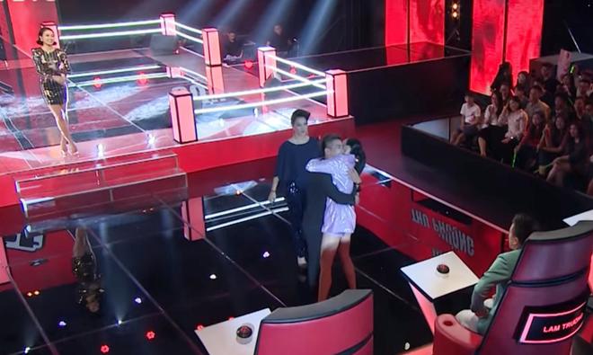 The Voice: Trai đẹp Campuchia làm Tóc Tiên giận dỗi nhưng lấy lòng cô ...