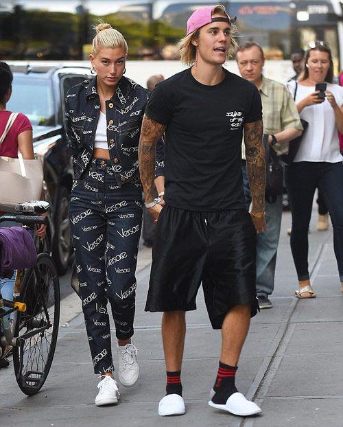 Hết quần tụt giờ lại đi dép ngủ ra đường, Justin Bieber là ngôi sao ăn ...