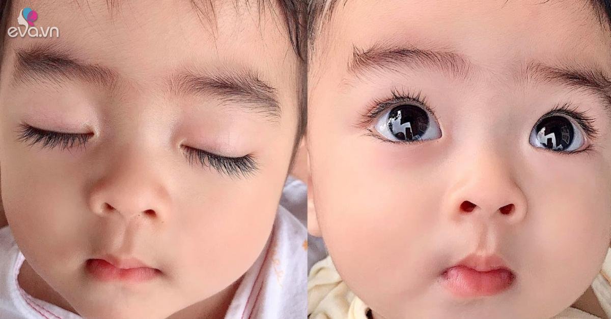 Em bé có đôi mắt búp bê sống, thấy diện mạo mẹ bé ai cũng xuýt xoa: Di ...