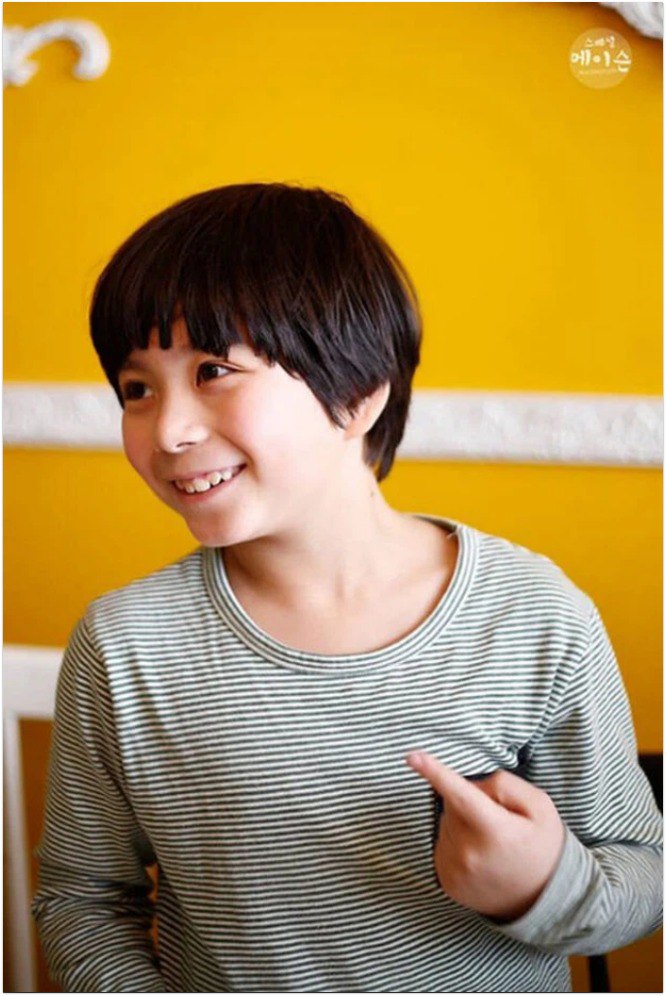 Sao nhí hot nhất Châu Á dậy thì lại bị chê