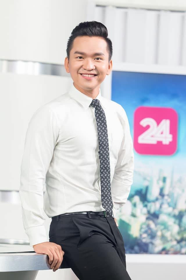 Nam MC có cái tên ấm áp nhất VTV giấu mặt vợ nhưng công khai con gái ...
