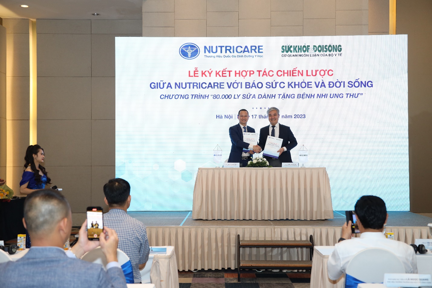 Nutricare hợp tác nghiên cứu và phát triển sản phẩm dinh dưỡng y học