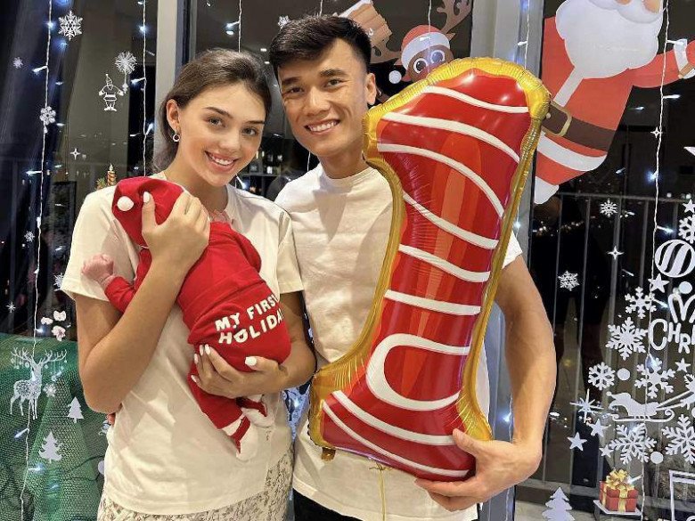 Con trai lai Tây của Bùi Tiến Dũng tổ chức sinh nhật theo tháng, chiếc răng đầu tiên mọc được ...