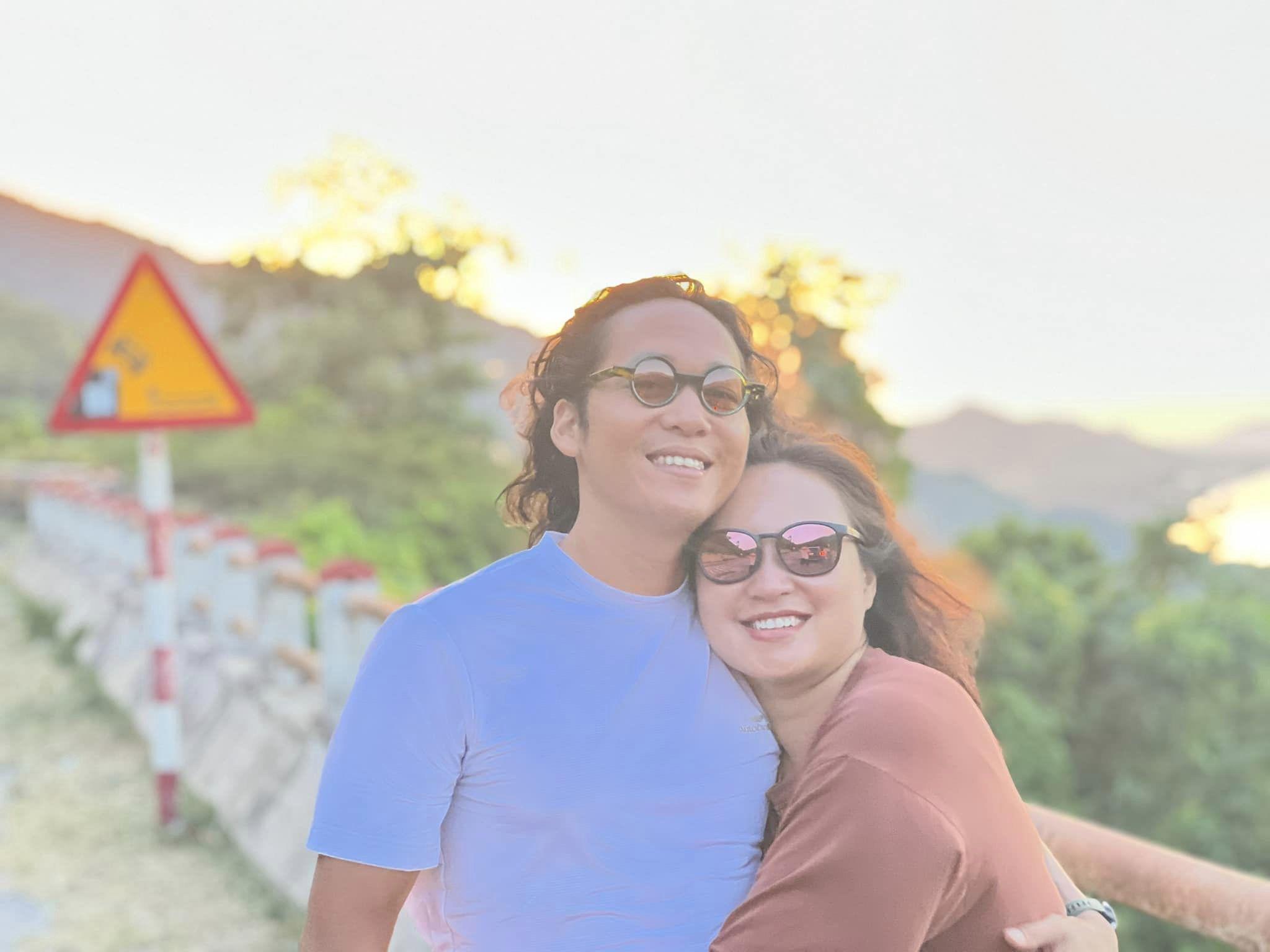 Không thiết sống sau khi ly hôn, cuộc sống của Sao Mai Khánh Linh giờ ra sao bên người chồng thứ 2?