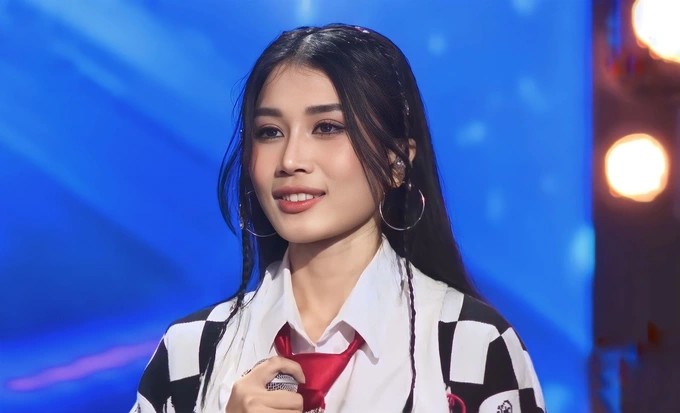 Umie Rap Việt team B Ray lỡ tay ký vào hợp đồng nô lệ, phải lên tiếng cầu cứu là ai?