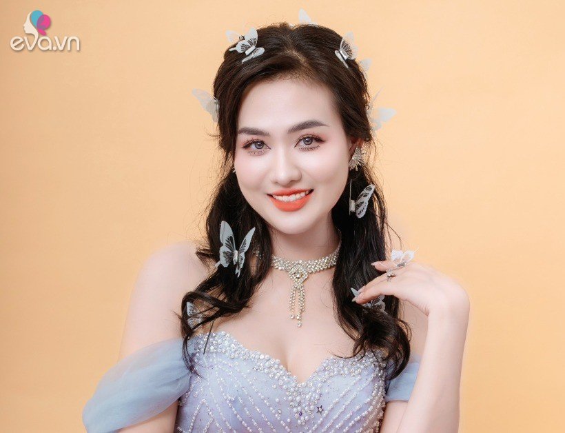 Nhan sắc cựu giám đốc ngân hàng mới đăng quang hoa hậu