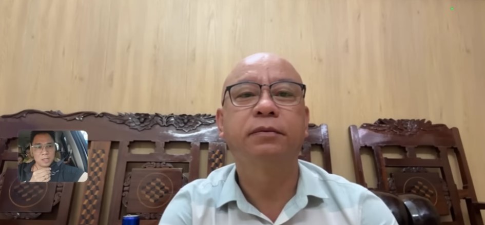 Anh đi tìm em suốt 40 năm, nghẹn ngào ngày gặp lại: Cha ơi, con tìm ...