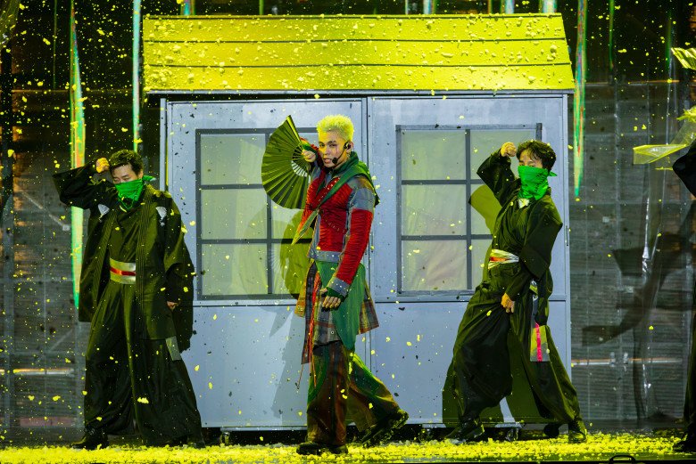 Tự Long trổ tài rap, S.T Sơn Thạch mâu thuẫn với đồng đội trong Anh ...