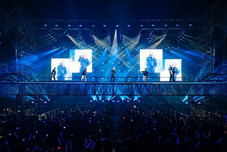 Live concert triệu đô của Trung Quân có gì ấn tượng?