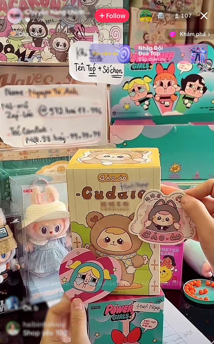 Cơn sốt Labubu: Giới trẻ xếp hàng dài xuyên đêm, không tiếc tiền triệu ...