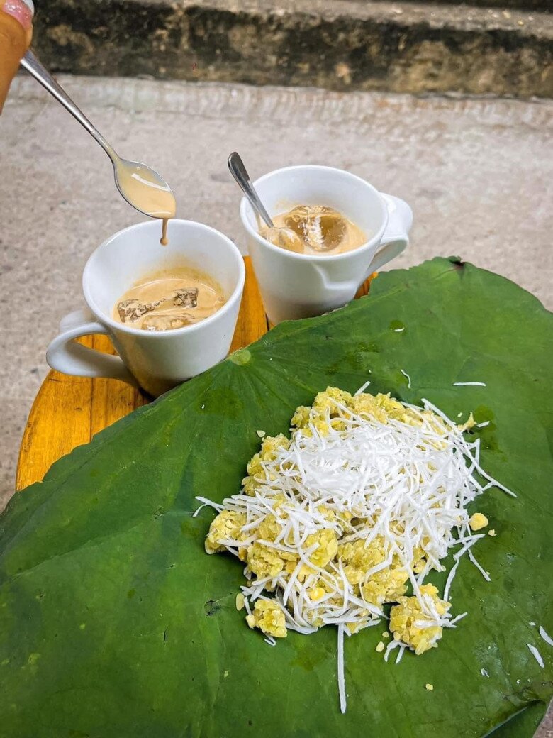 Thưởng thức xôi cốm chuẩn vị Thu Hà Nội, lưu lại ngay 6 địa chỉ chất ...