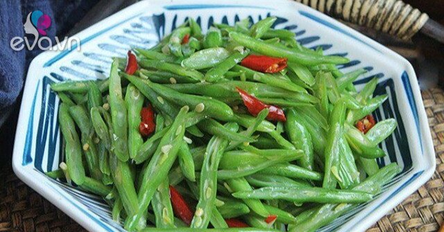 Xào đỗ thêm 1 bước này đảm bảo mẻ nào cũng xanh mướt, giòn ngon lại ...