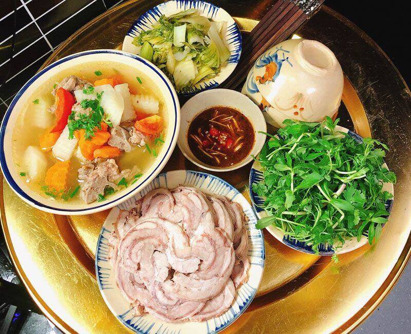 Gợi ý 14 mâm cơm hè ngon, dễ ăn cho ngày oi bức chỉ thở thôi cũng mệt ...