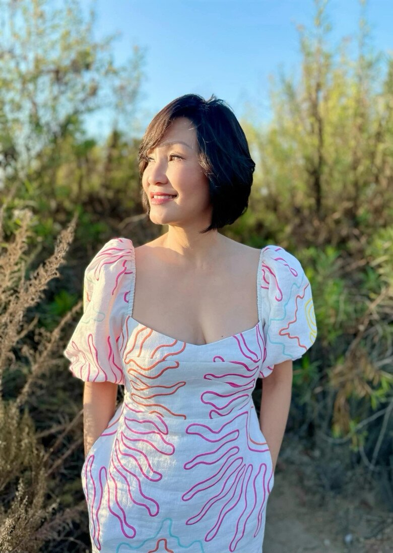 Hồng Đào nói về ảnh cưới đang lan truyền, có người bảo: Thôi chị ơi, đừng lấy mấy ông chồng già ...