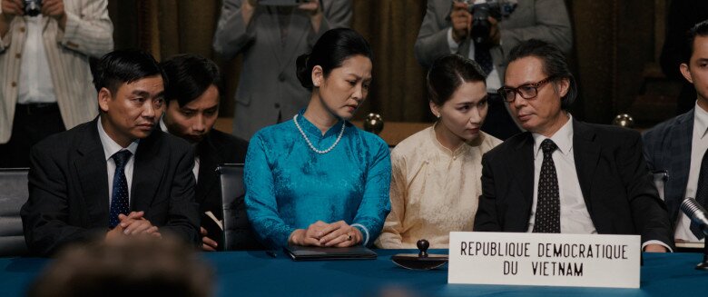 Cùng 30 tuổi: Hòa Minzy thời tới cản không nổi hậu chia tay thiếu gia, Quỳnh Kool bị nói mỗi hôm ...