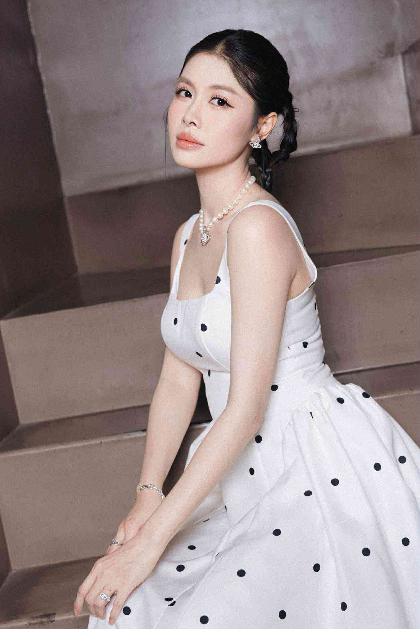 Sao Việt 24h: Đàm Thu Trang dạy con trai út nghiêm khắc, doanh nhân ...