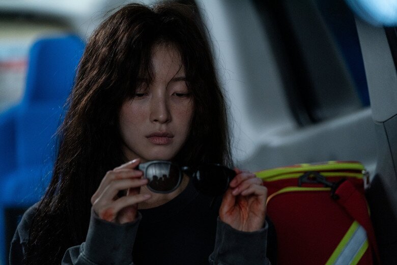 Phim Hàn Quốc 18+ Sợi Chỉ Tử Thần: Hút 2 tỷ view toàn cầu, nam chính là ...