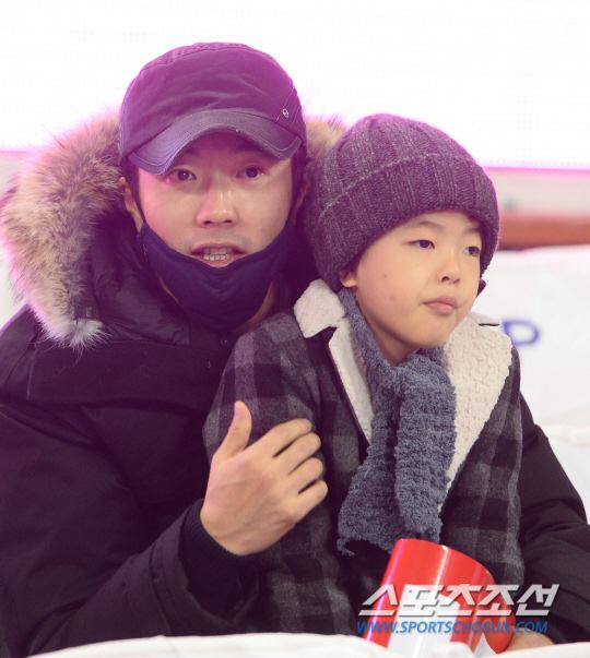 Con trai Kwon Sang Woo : Lộ diện con trai của Kwon Sang Woo