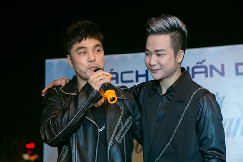 Vợ chồng Thanh Ngọc, Ưng Hoàng Phúc rạng rỡ đi mừng sinh nhật Quách Tuấn Du