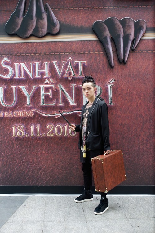 Phim Sinh vật huyền bí: Hot girl Kelly, Lilly Luta xuất hiện tại buổi ...