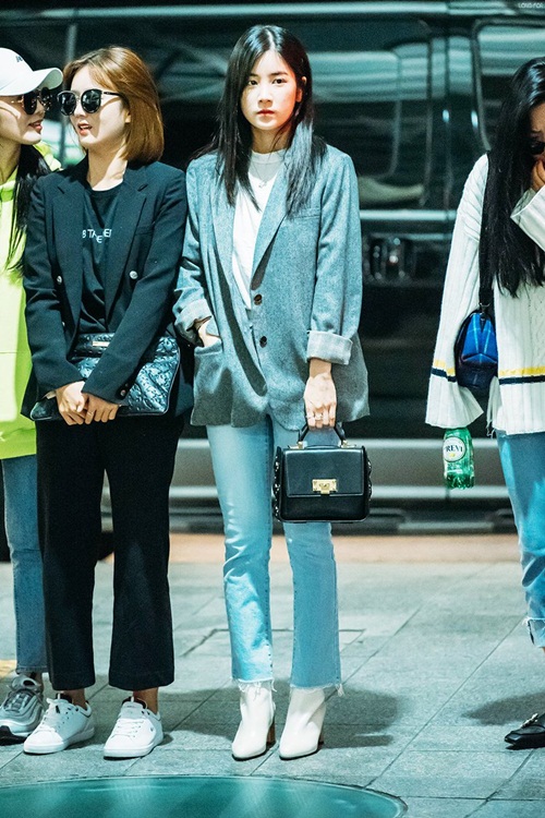 Thu này, chị em công sở chưa biết mặc gì hãy học ngay thời trang sân ...