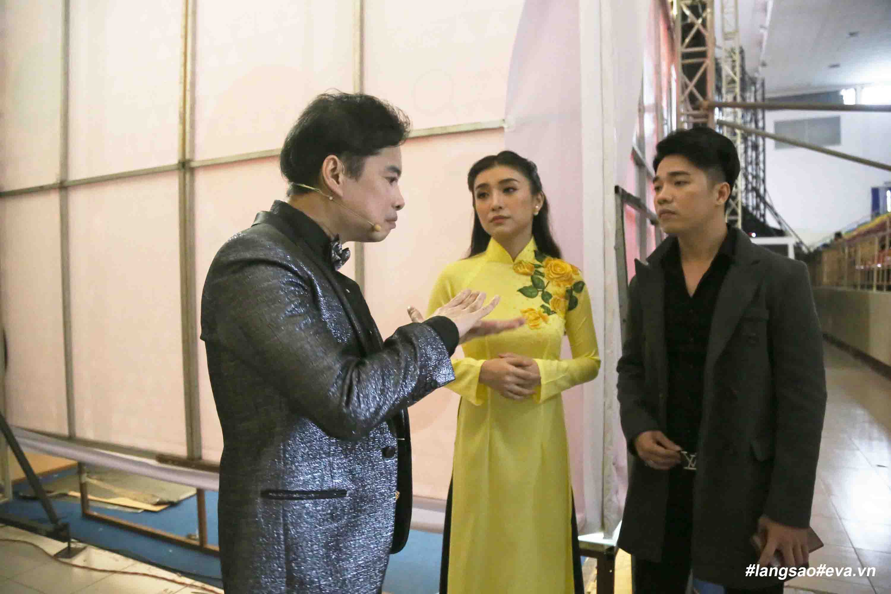 Hoà Minzy Lột Xác Xinh đẹp Như Công Chúa Trong Hậu Trường Ghi Hình Cặp