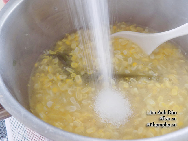 Thưởng thức chè ngô bột báng ngon ngọt, dẻo thơm thật đã