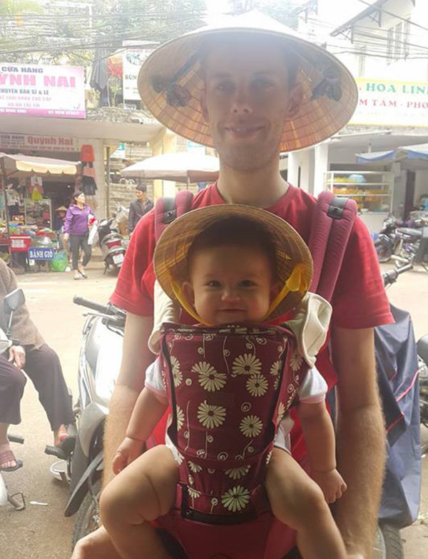 Chàng Tây đình đám "Vợ chồng son” liệt kê 6 loại "trai Tây” con gái ...