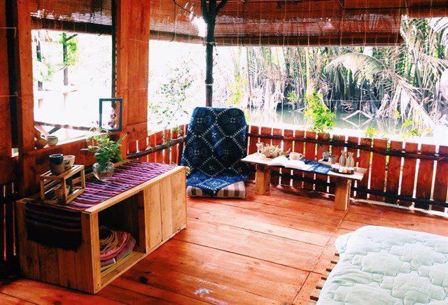 Cánh Đồng Hoa: homestay trên mặt nước độc nhất Sài Gòn