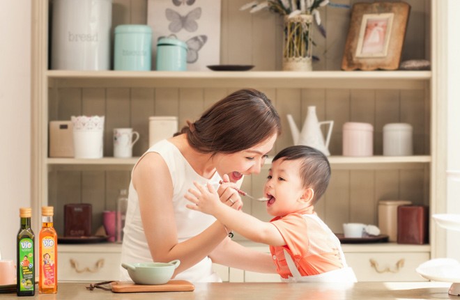 Mẹ Ái Châu mách thực đơn ăn dặm vừa ngon vừa giàu dưỡng chất