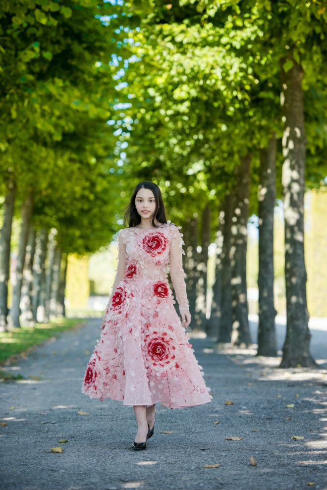 Á hậu nhí Thế giới Alex Matheson tung bộ ảnh lộng lẫy như công chúa ...