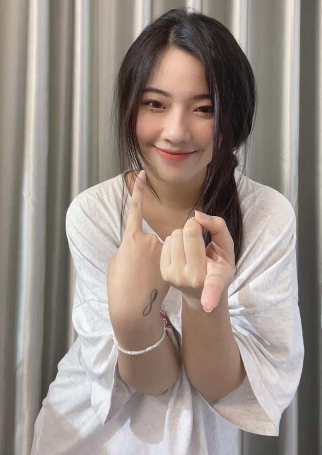 Cô gái xinh triệu fan được Trường Giang ưu ái trên TV: Đa tài, từng gây ...