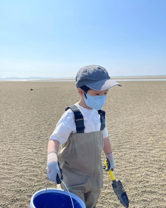 Bỏ chồng Trung Quốc, Chae Rim cùng con trai về Hàn Quốc lập nghiệp