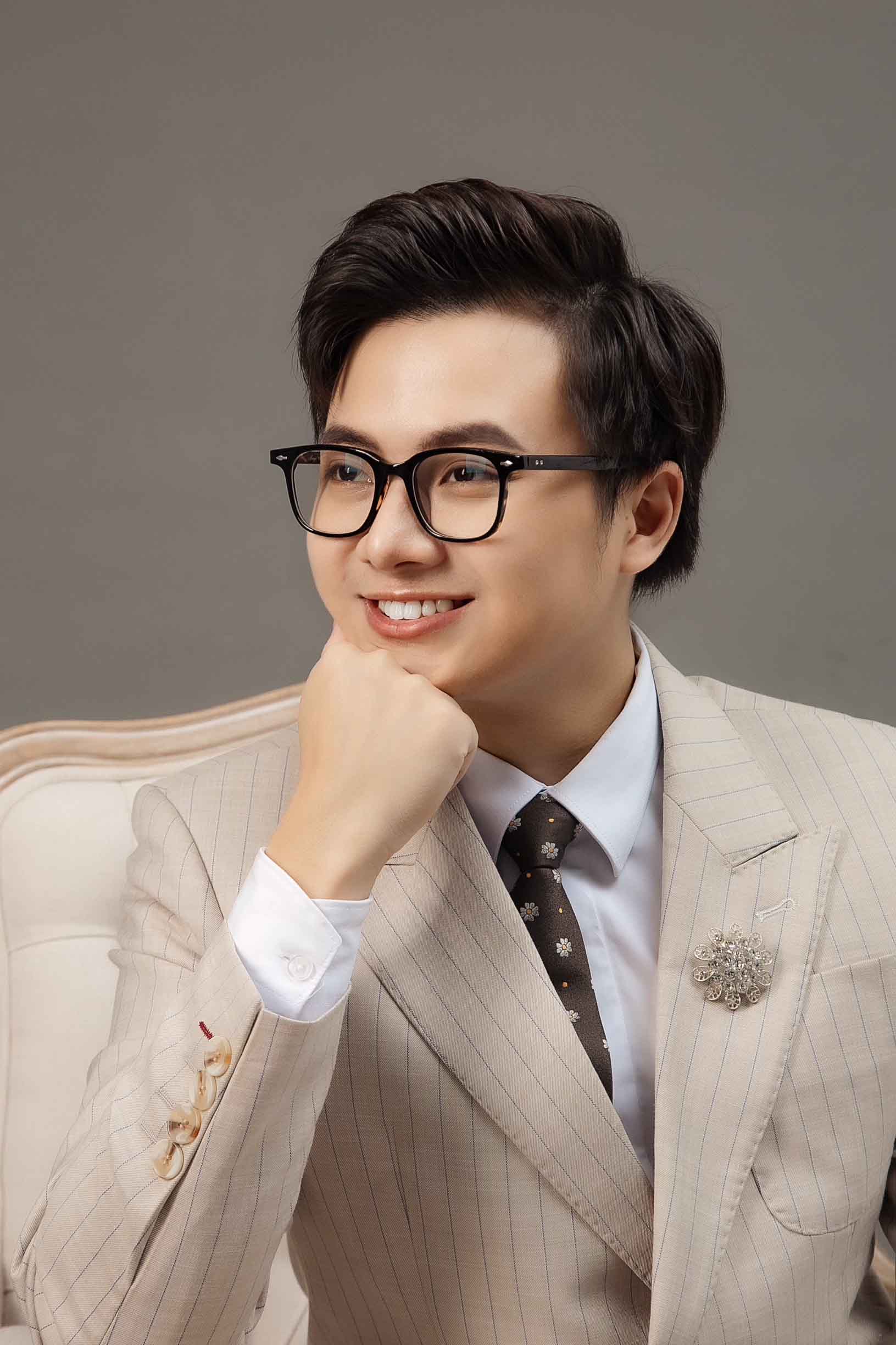 Những điều ít biết về MC trẻ triển vọng của VTV Duy Dương