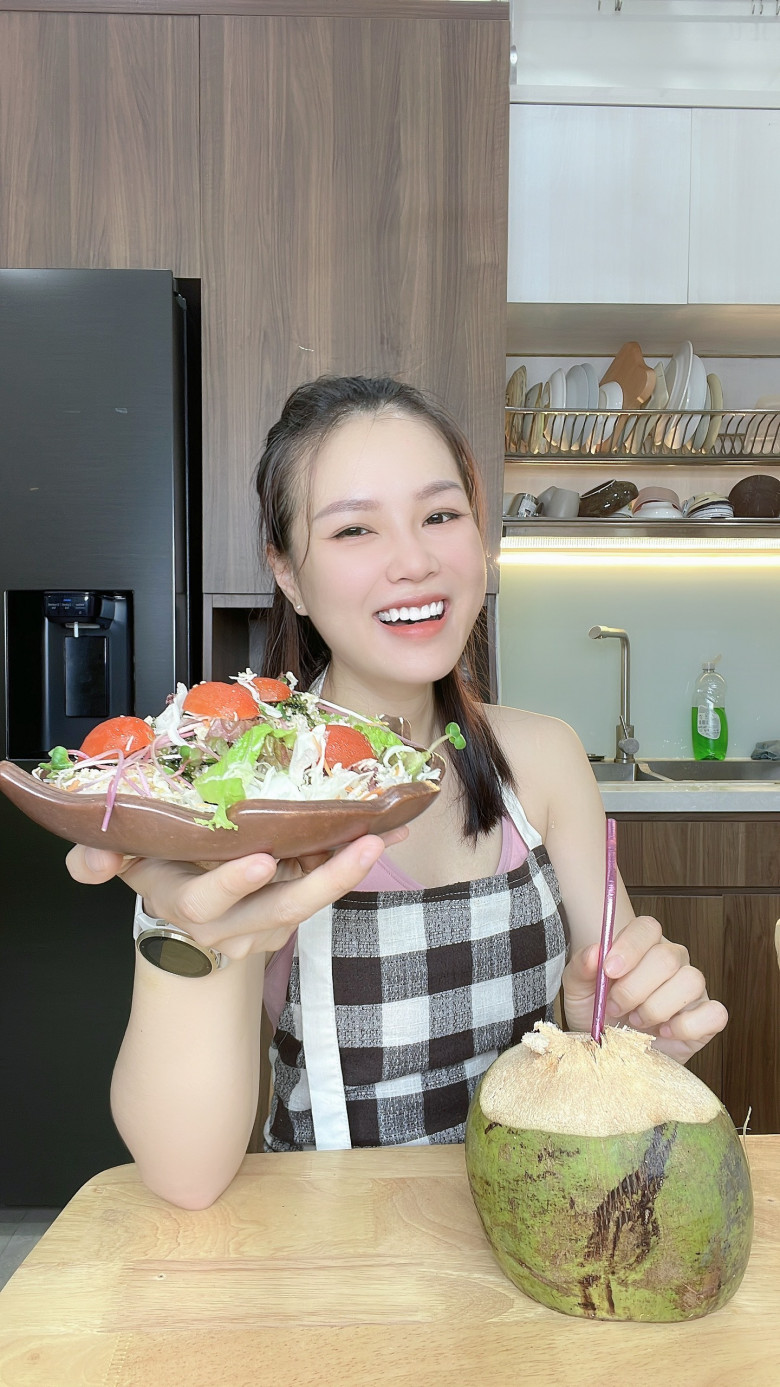 Thu Nhi Eat Clean: "Cách giữ lửa trong hôn nhân là bạn chẳng cần bí kíp gì cả, chỉ cần trái tim ...