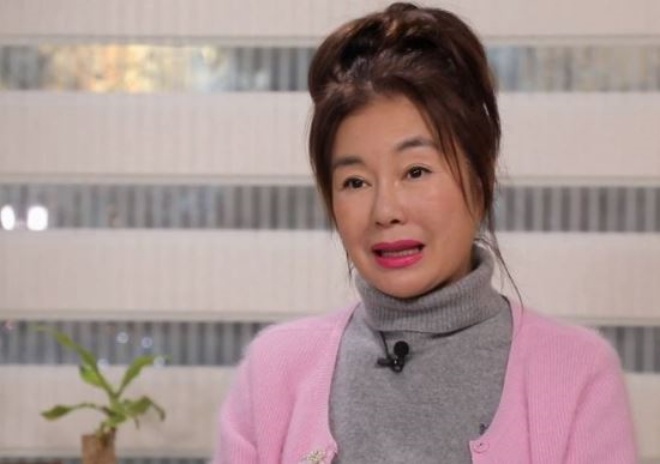 Chị đại đánh bạn diễn tụt huyết áp: 13 năm trả nợ cho bố mẹ, tuổi 60 ...