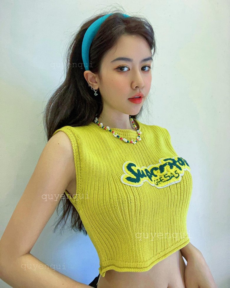 Sugar Baby có gương mặt ngây thơ nhưng đường cong uốn lượn, lên phim ...