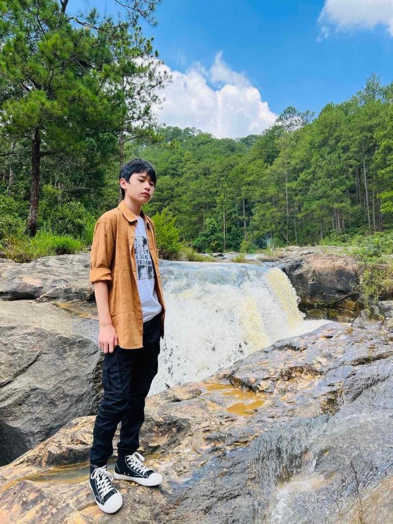 Con trai Thân Thúy Hà 13 tuổi cao 1m74, Tăng Thanh Hà cũng phải khen