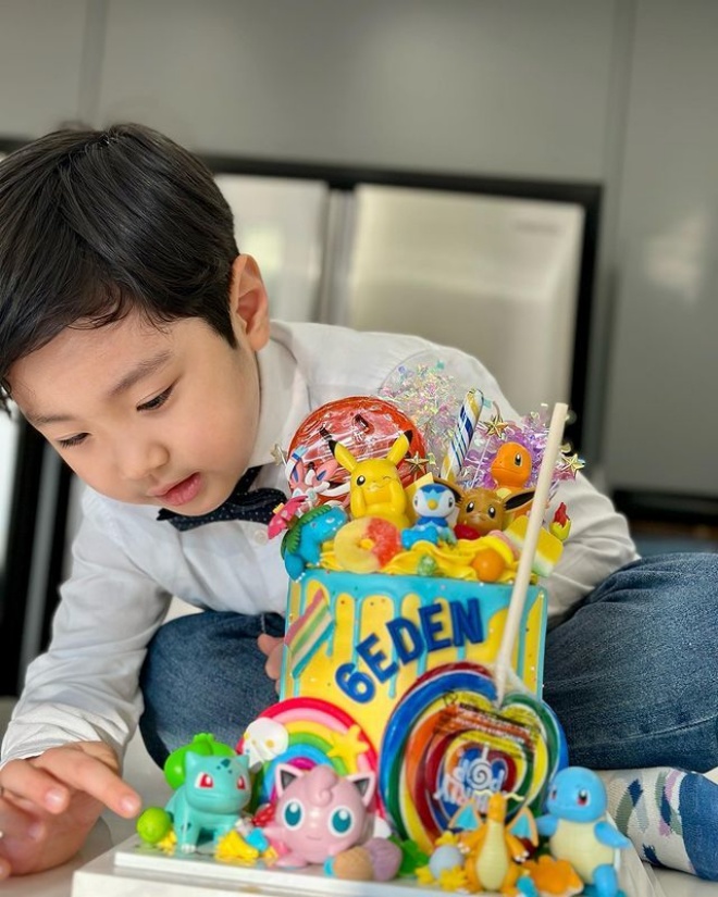 Bỏ chồng Trung Quốc, Chae Rim khoe ảnh bên con, chiếc nhẫn ngón áp út ...